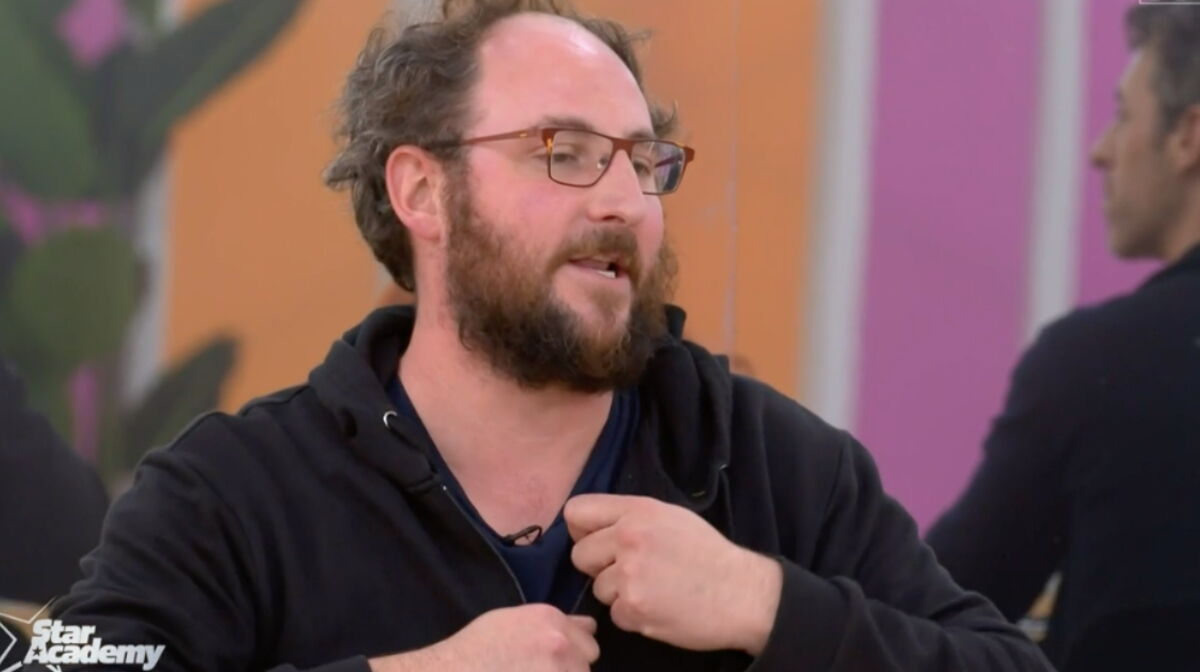 Star Academy : le professeur de théâtre Pierre de Brauer en danger