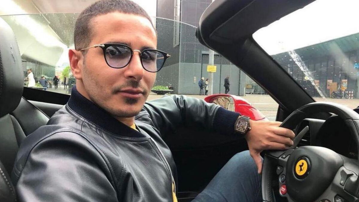 L'arnaqueur de Tinder : son garde du corps réclame de l'argent à Netflix