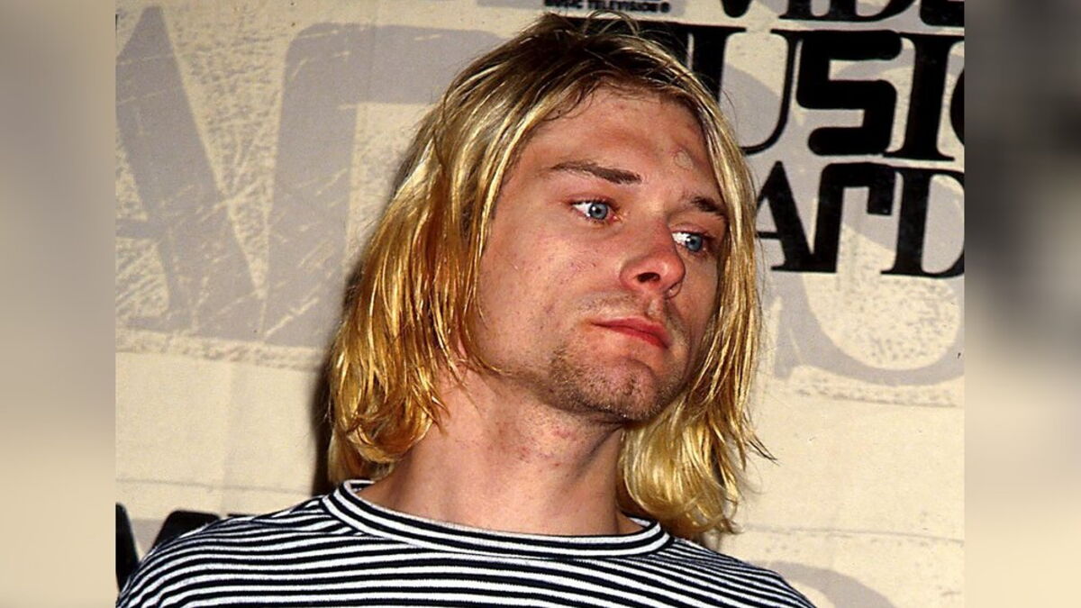 Fan kauft Kurt Cobains zerschmetterte Gitarre für knapp 600.000 Dollar