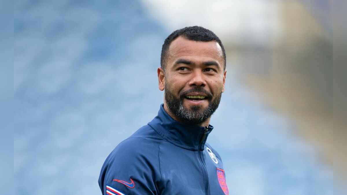 Fußball-Star Ashley Cole heiratet Model-Freundin Sharon Canu
