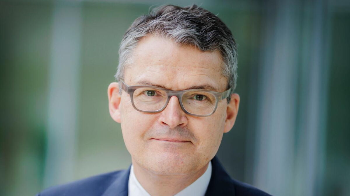 Roderich Kiesewetter bei Lanz: Das ist sein interessanter Lebensweg