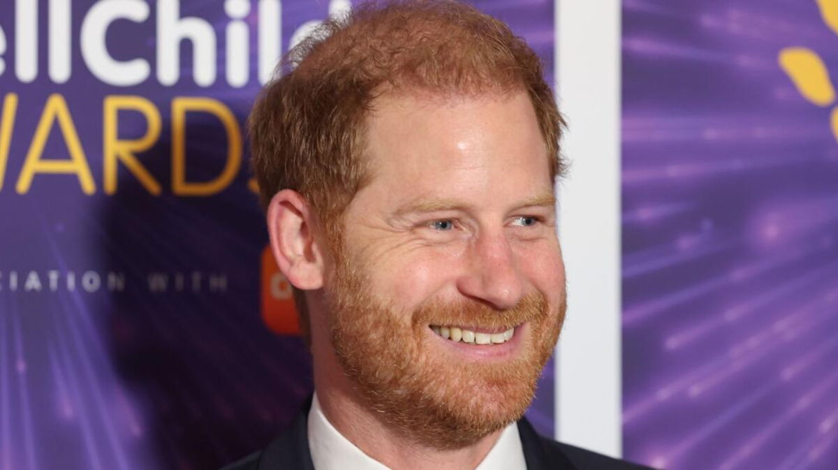 Kind berührt Prinz Harrys Bart: Seine Reaktion lässt nicht lange auf ...