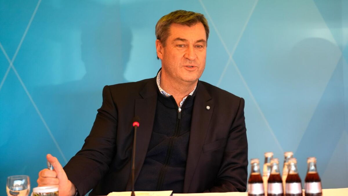 Markus Söder in Cowboystiefeln: Neues Foto aus "wilder" Jugendzeit online