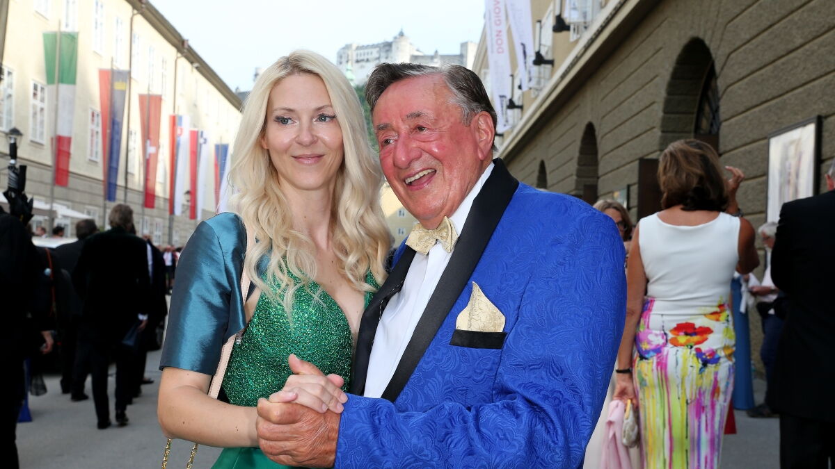 Simone Lugner muss sich Geld von Mutter leihen: Wiener Villa verursacht ...