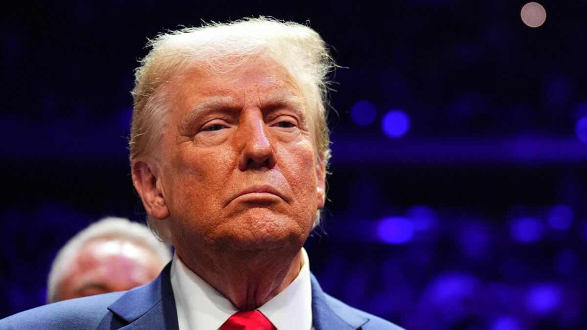 UFC-Chef Dana White enthüllt, warum er sich politisch nicht an Trumps ...