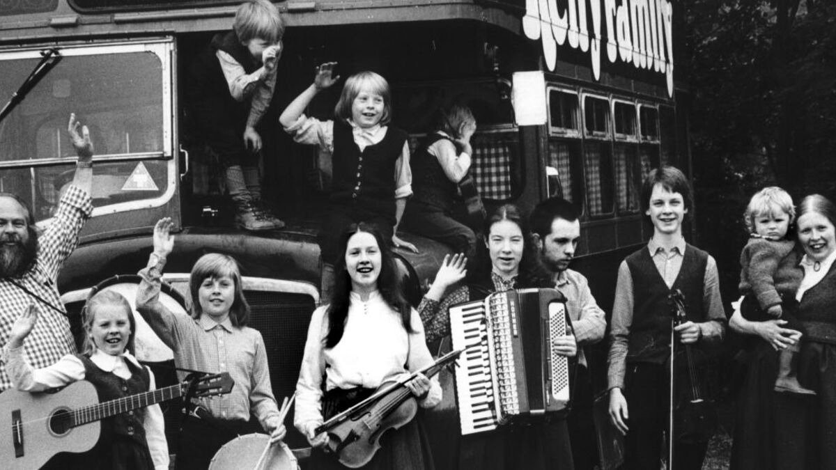 Caroline Kellys Rückzug aus dem Rampenlicht: Ein Leben voller Zufriedenheit