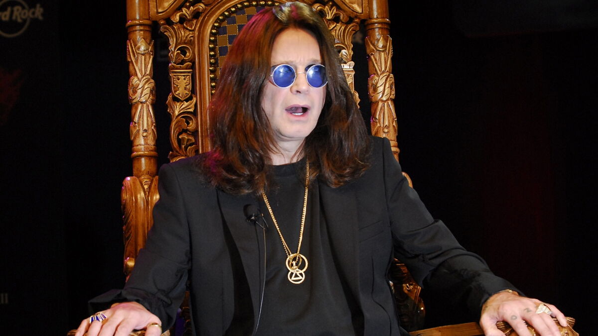 Ozzy Osbourne kündigt sein letztes Konzert an: "Ich kann nicht laufen ...