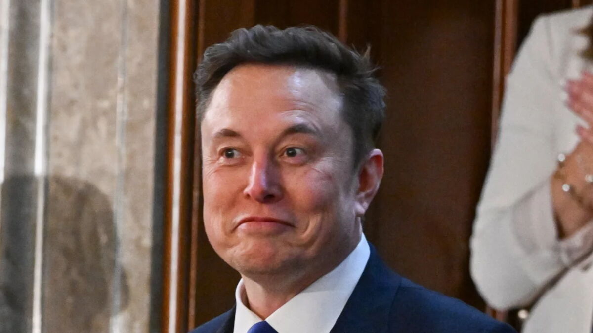 Vater von Elon Musk behauptet: Sein Halbbruder ist mit 7 Jahren klüger ...