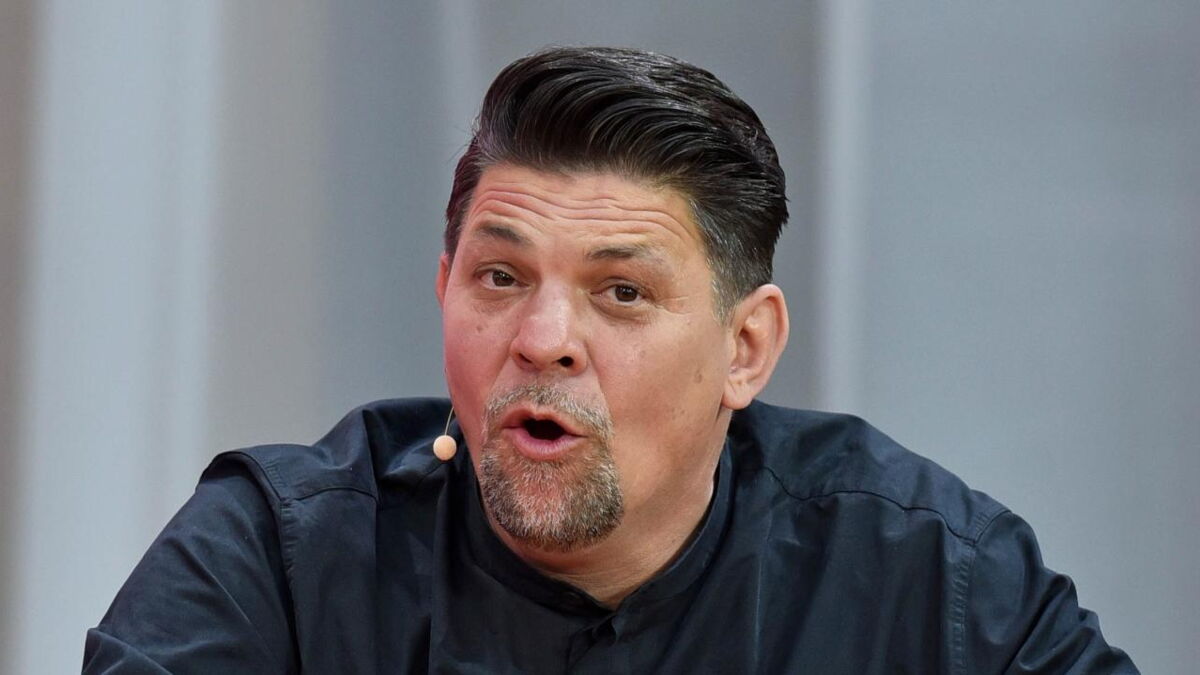 Tim Mälzer hüllt sich in Schweigen: Was über sein Privatleben trotzdem ...