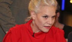 Lilly behält Boris Beckers Namen, weil sie es sich "verdient" habe