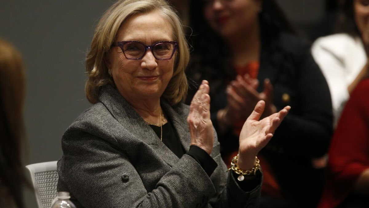 Hillary Clinton feiert 75. Geburtstag - So hat sich ihr Leben über die ...