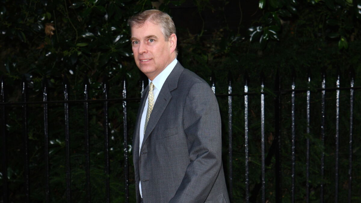 Hat Prinz Andrew Peter-Pan-Syndrom? Doku enthüllt schockierende Details