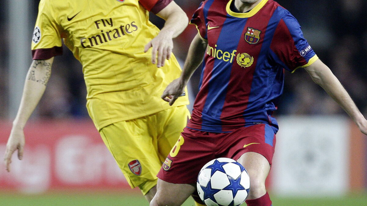 FC Barcelone: Xavi, "Iniesta et Fabregas sont deux phénomènes"