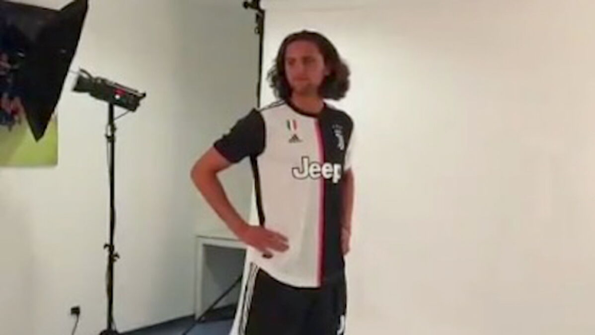 Adrien Rabiot : la question grotesque de sa mère et agent pendant la ...