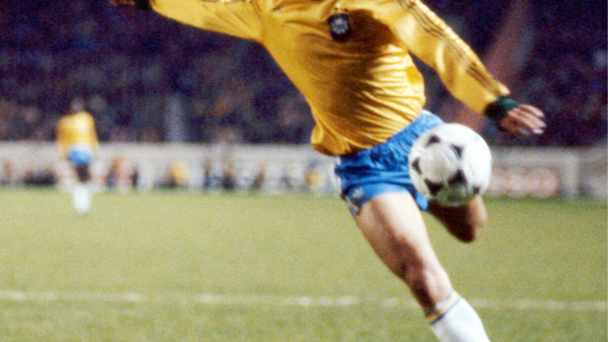 Zico aurait marqué plus de buts sur une année que Lionel Messi