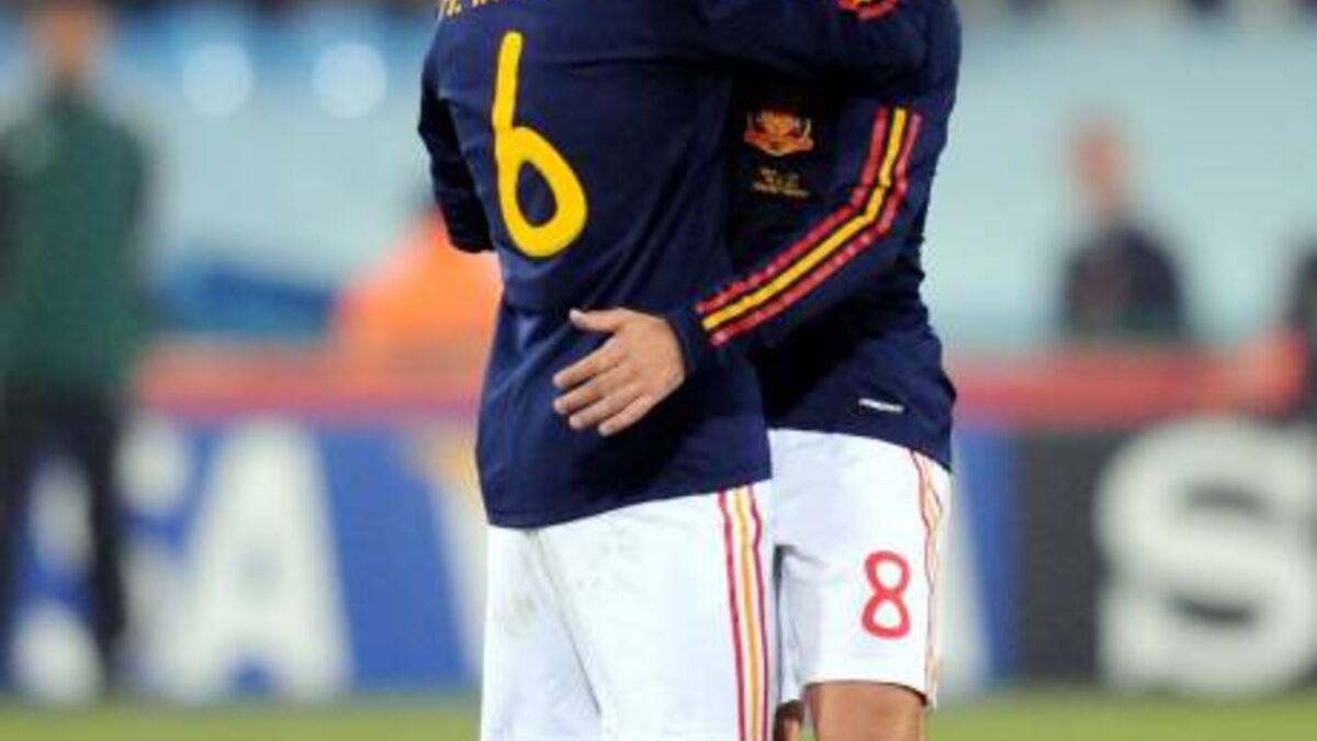 Pour Del Bosque, Xavi et Iniesta méritent le Ballon d'Or