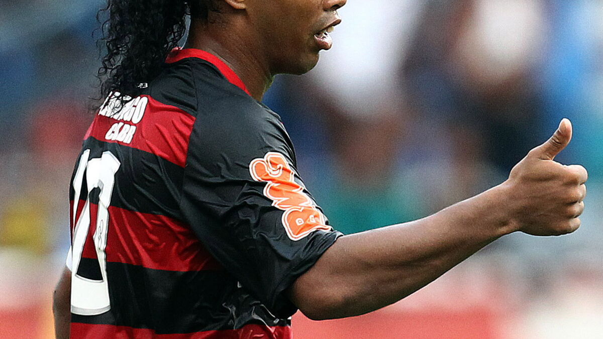 Flamengo: Ronaldinho offre le titre