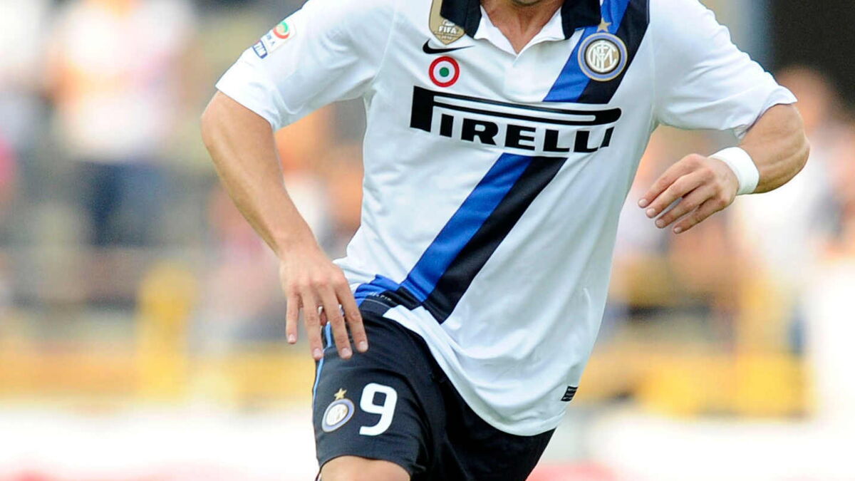 Inter Milan : Diego Forlan de retour contre le Genoa