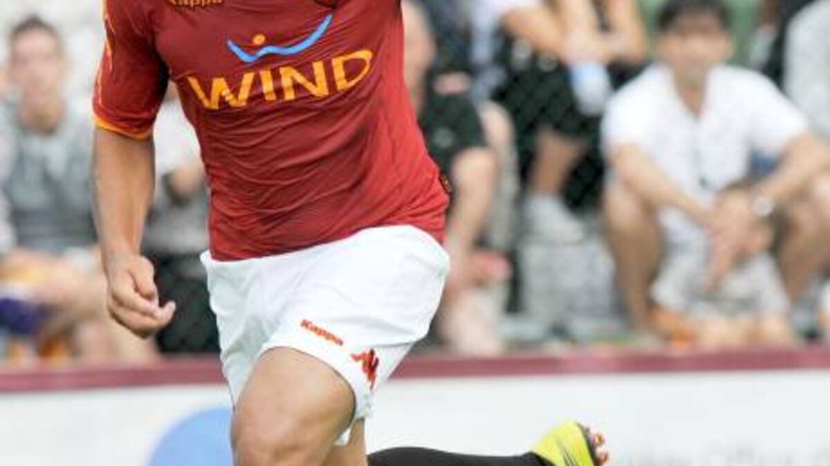 AS Rome: Adriano, à peine arrivé déjà reparti?