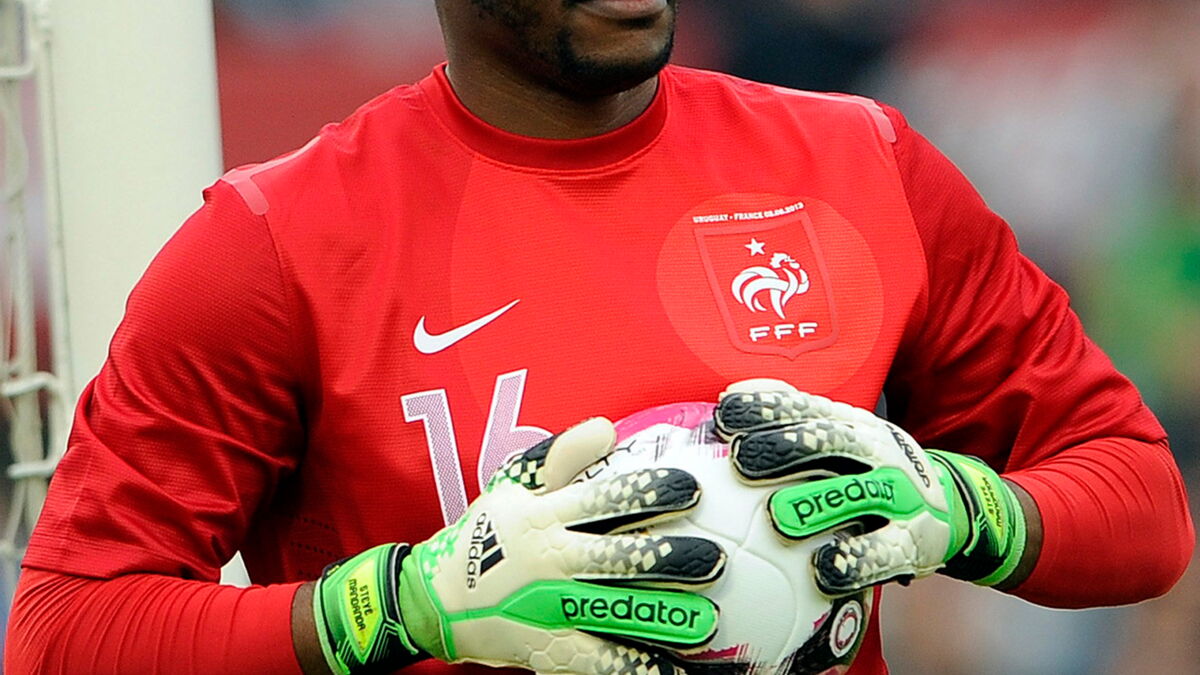AS Monaco Transfert : Eric Abidal a signé, Steve Mandanda prochaine ...