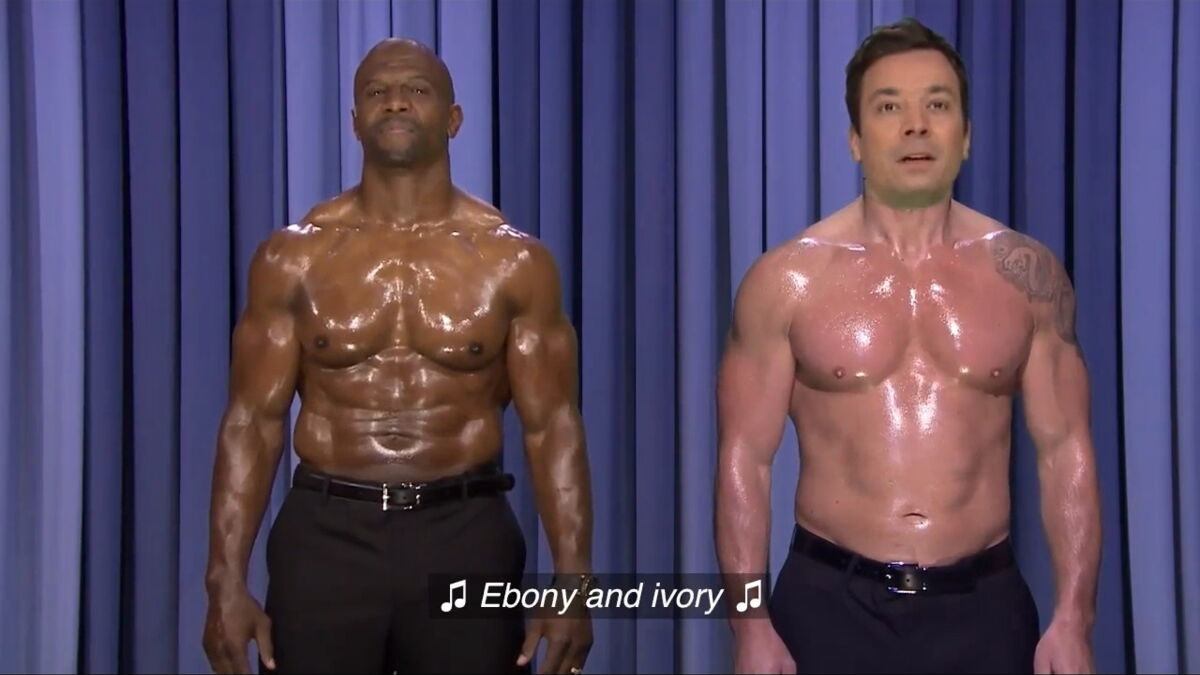 Jimmy Fallon et Terry Crews reprennent 'Ebony and Ivory' de façon très ...