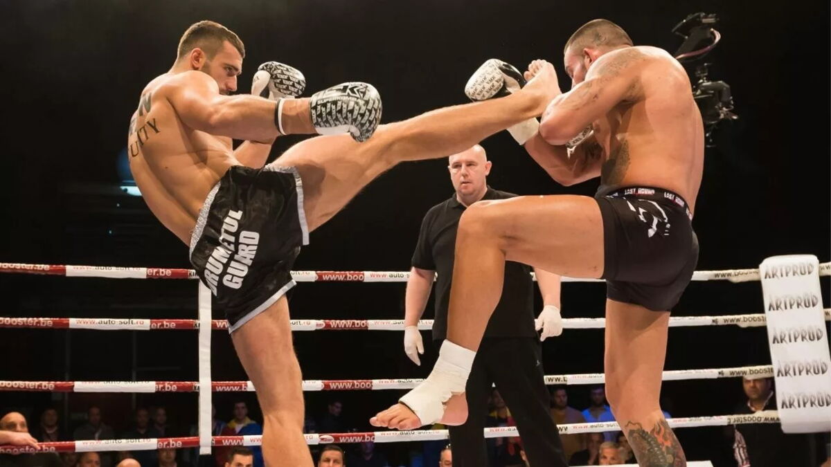 Kickboxing : un combattant KO debout après un violent enchainement du ...