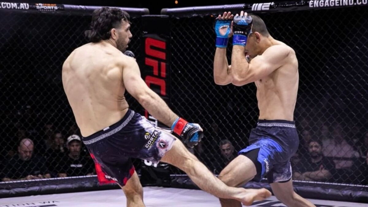 Un combattant de MMA se brise la jambe après seulement 20 secondes dans ...