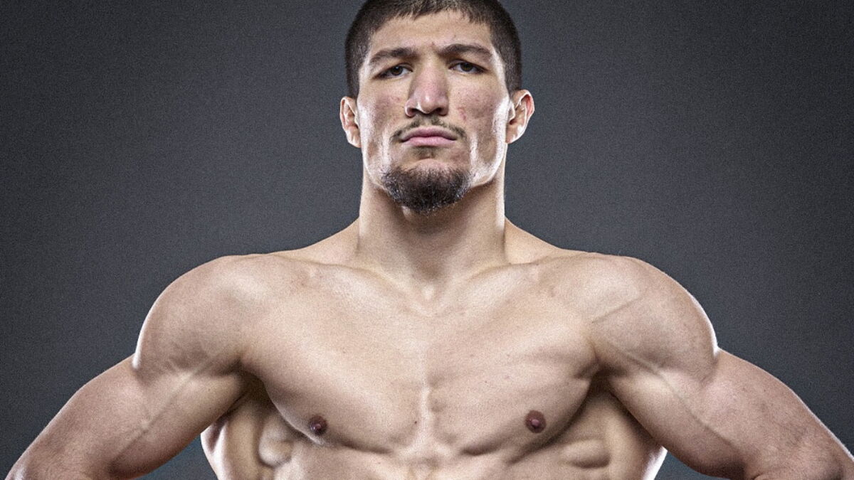 Baki affiche le physique le plus impressionnant de sa carrière, avant son combat à l'Ares le 16 mai