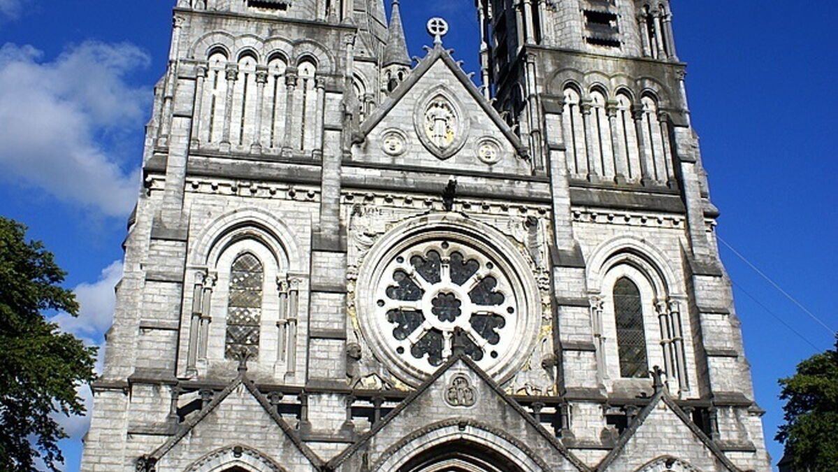 Cork : la cathédrale Saint-Finbarr, emblème de la ville