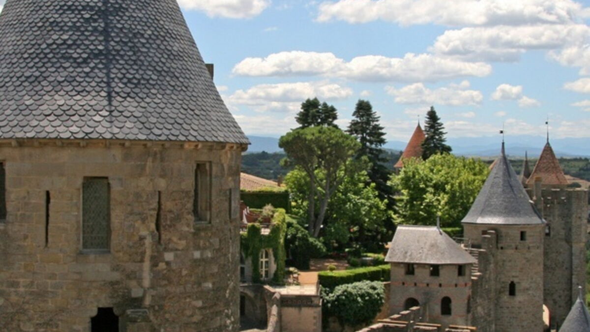 Photos : La Cité médiévale de Carcassonne, ses remparts, son château et ...