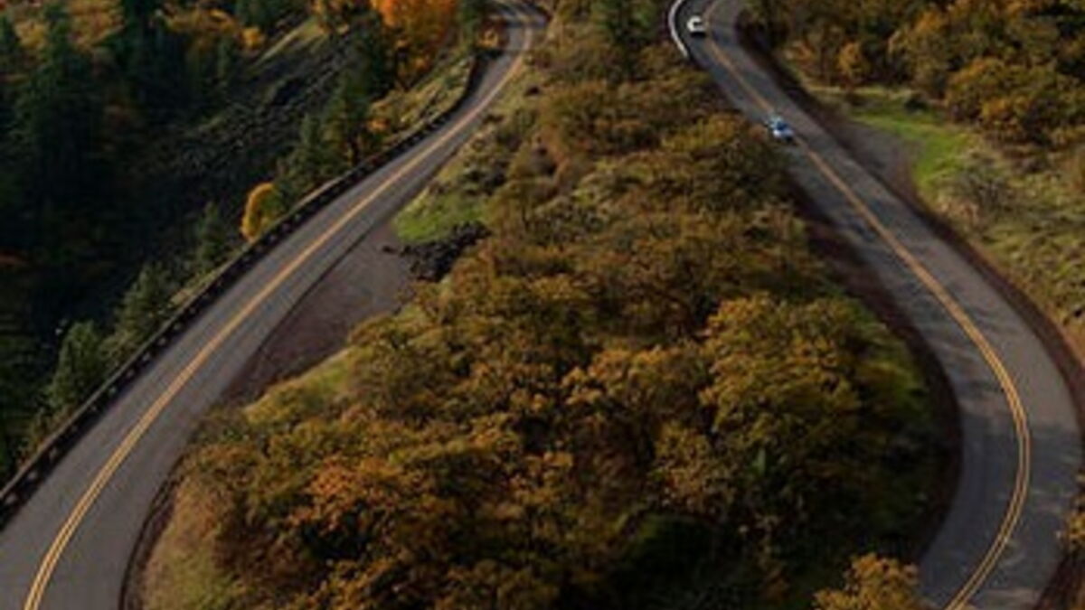 Ces 12 routes incroyables vont vous donner envie de partir en voyage