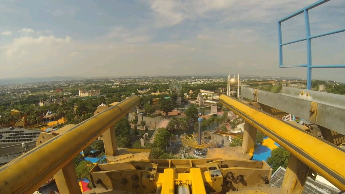 Les montagnes russes les plus effrayantes du monde