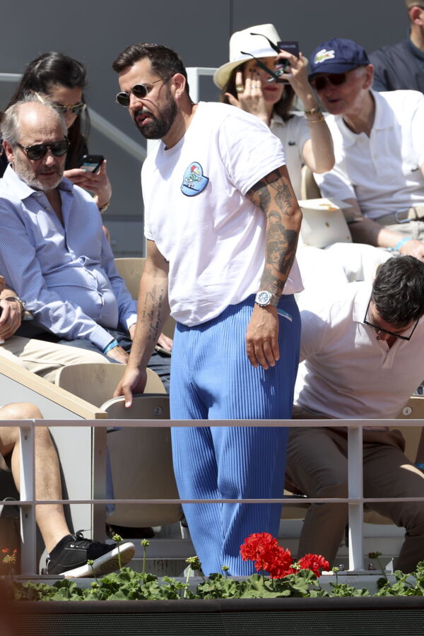 Artus avec 35 kilos en moins : il apparaît métamorphosé à Roland-Garros