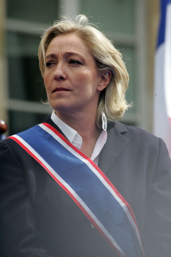 Marine Le Pen : son évolution physique de sa jeunesse à aujourd'hui
