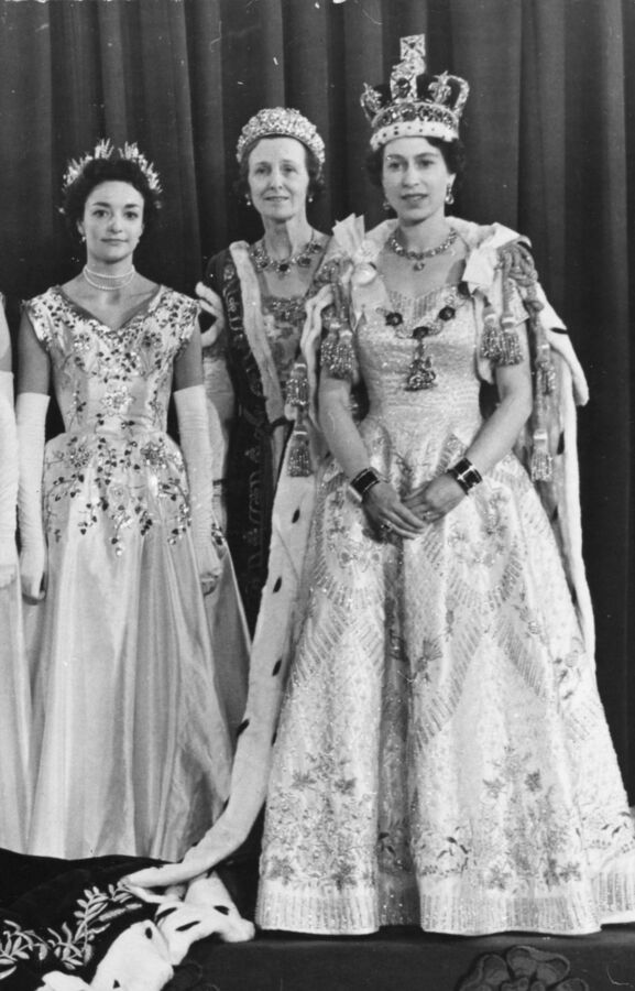 The Queen: This woman close to Her Majesty died the night before the ...