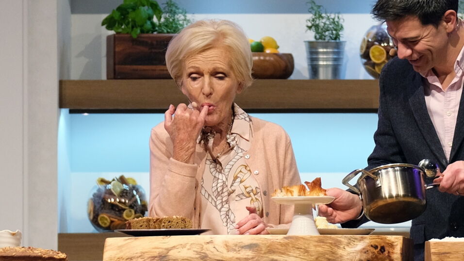 Mary Berry: This is the unexpected reason she quit The Great British ...