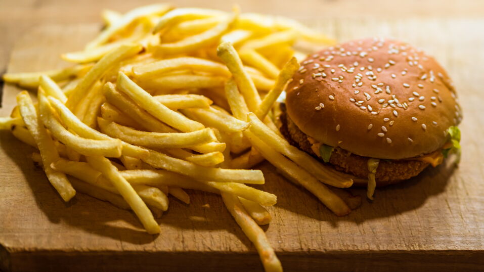 McDonald's: This is how much a burger cost when the fast-food chain ...