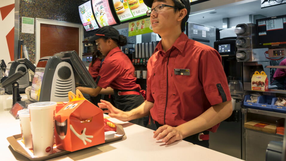 McDonald's: How many branches does the fast-food chain have all over ...