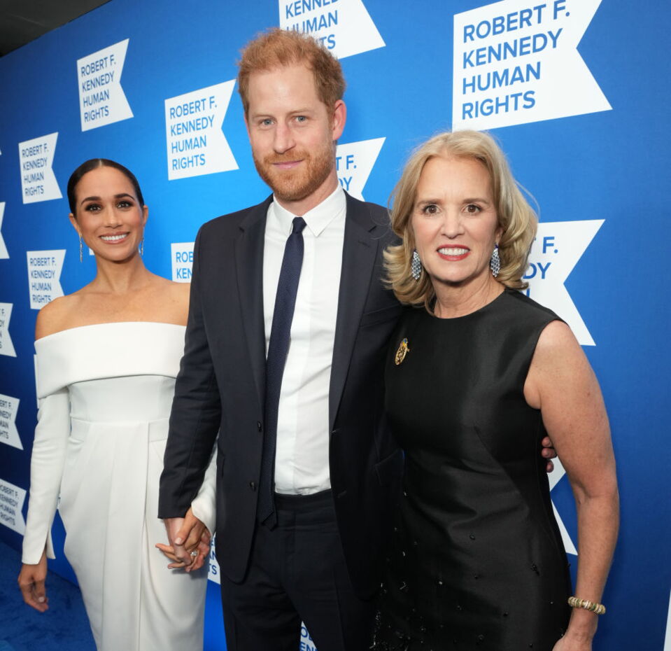 Prince Harrys ex girlfriend says she's 'proud' he quit UK: 'He needs to ...