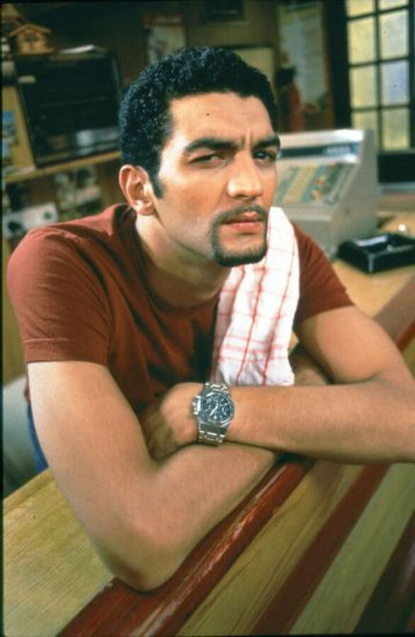 Photos : H : que sont devenus les acteurs de la série culte ? (PHOTOS)