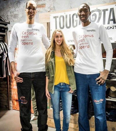 Photos : Le quotidien très difficile de Brahim Takioullah, l'homme le ...