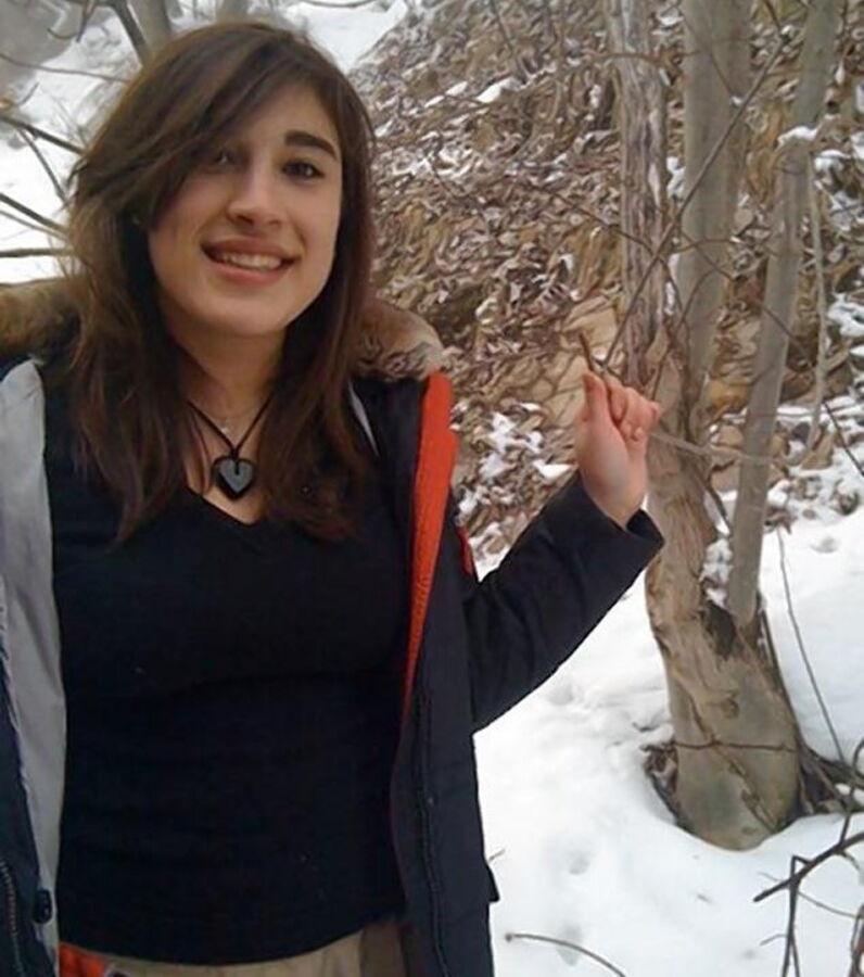 Photos : Mimy Fery reçoit une bouteille à la mer lancée 12 ans plus tôt ...