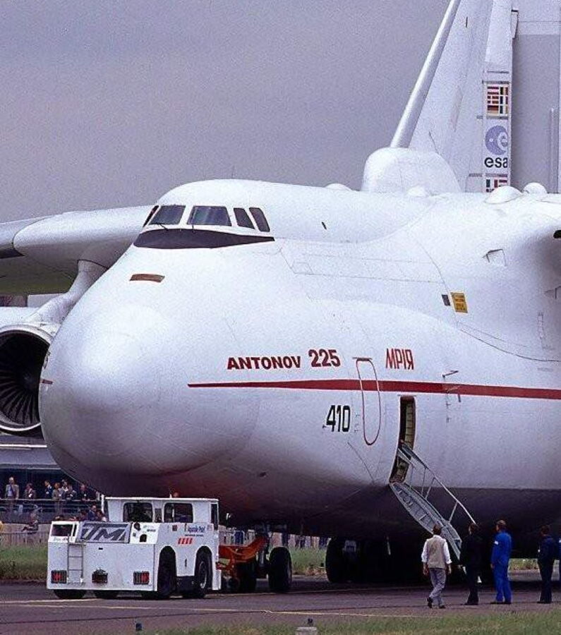 Photos : Le plus gros avion du monde : découvrez l'Antonov An-225 Mriya
