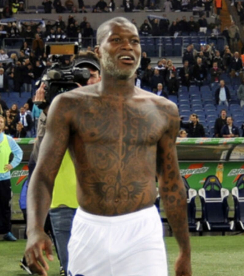 Photos : Tatouage Djibril Cissé: tous les tatouages du footballeur français