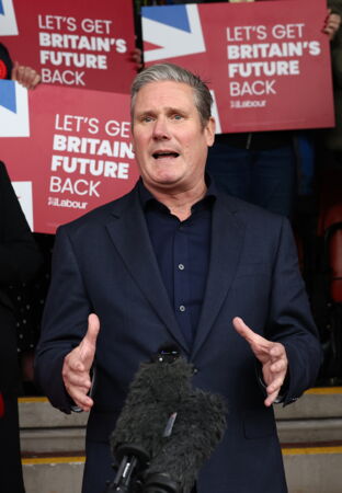 Photos : Keir Starmer: From his childhood to favourite football team ...