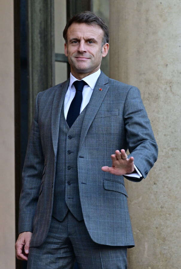 Photos : French President Emmanuel Macron's physical evolution, from ...