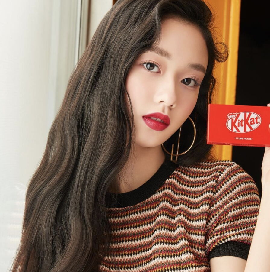 Photos : KitKat débarque avec une tablette... De make-up