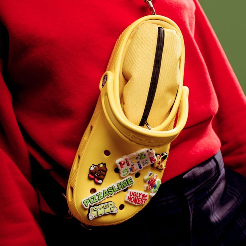 Photos : WTF : découvrez le sac banane Crocs