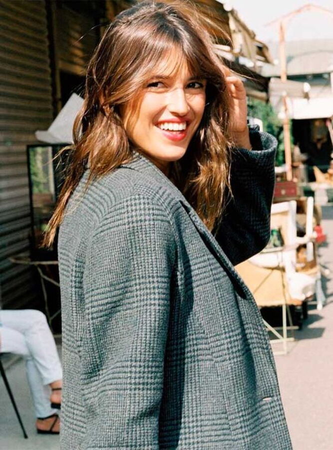 Photos : Comment porter la frange rideau