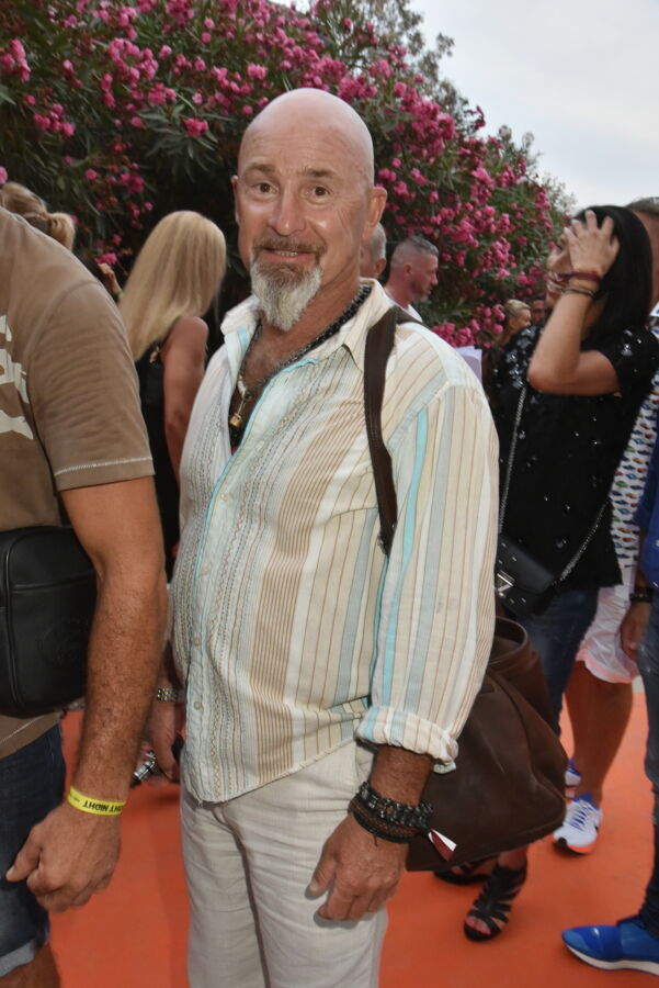 Photos : Vincent Lagaf', Sophie Favier… Que deviennent les ...